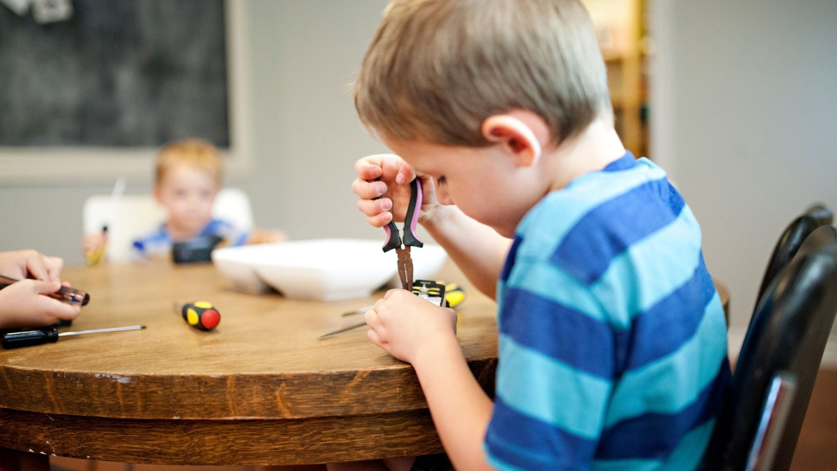 How to Raise Well Behaved Children